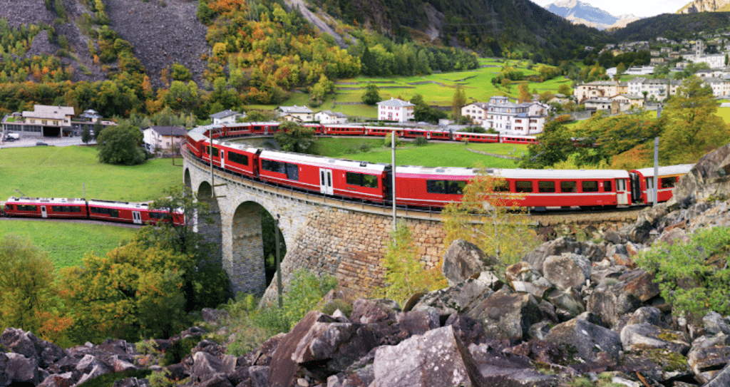 MICE Benelux | Rail Europe launches Swiss panoramic trains